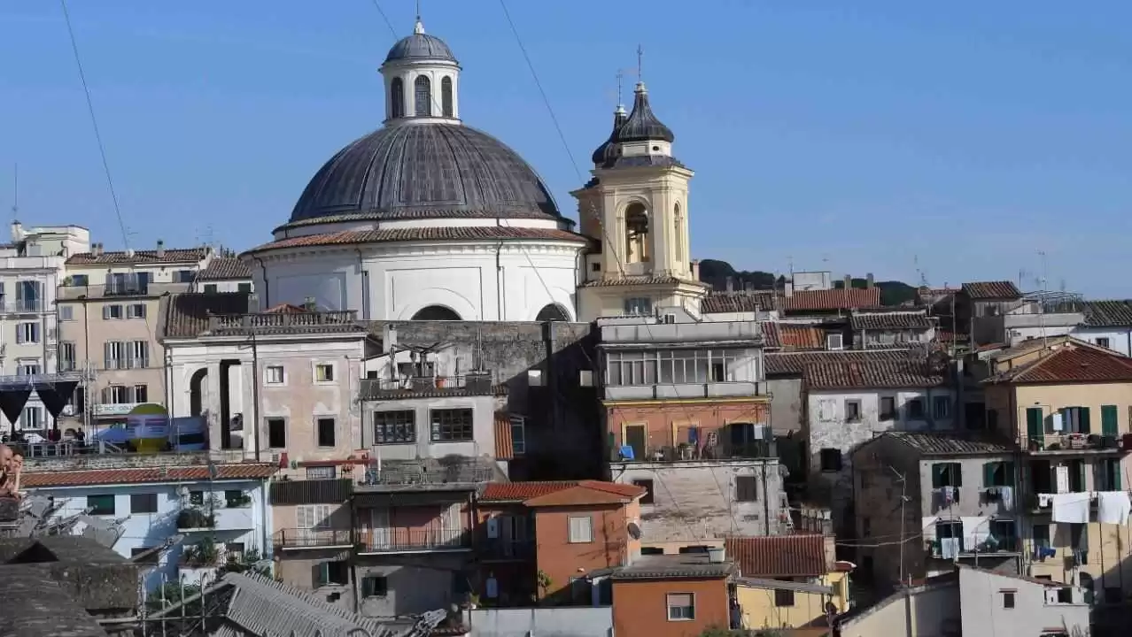 Vivere fuori Roma: Albano Laziale e Ariccia, non periferie ma centri ...