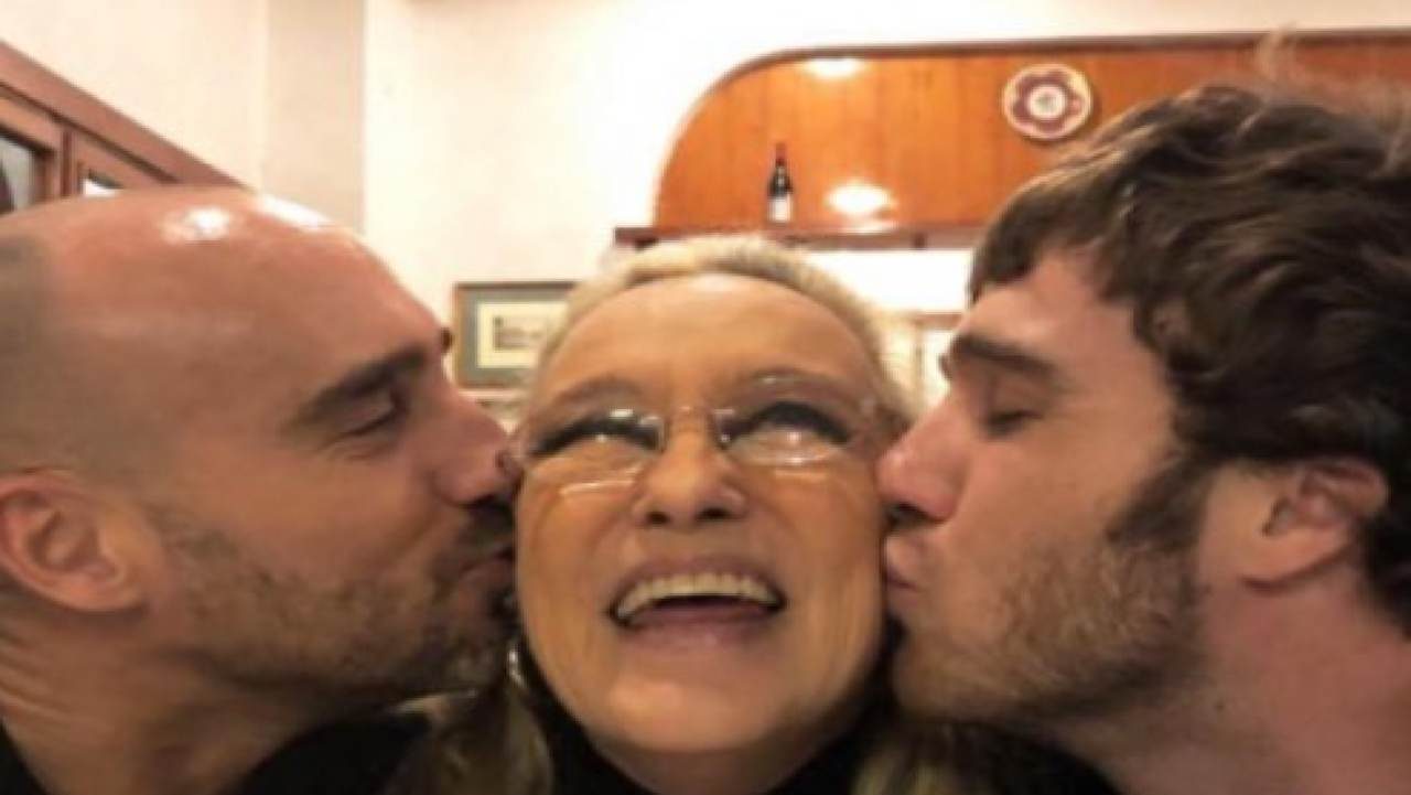 Roma, nella Chiesa degli Artisti l'ultimo saluto ad Eleonora Giorgi ...