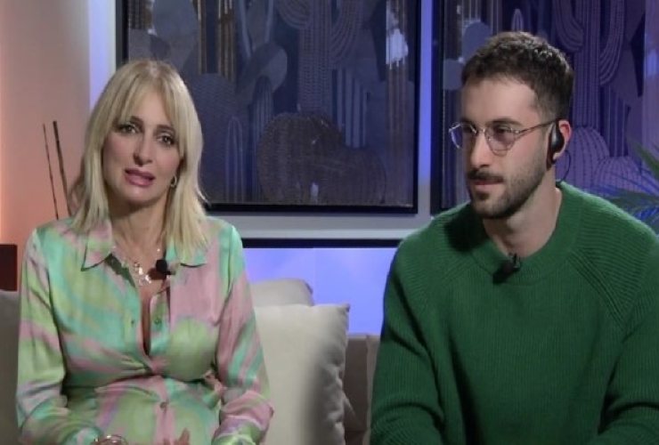 Veronica Peparini, svelati i nomi delle gemelle: Andreas ha spifferato ... Veronica Peparini, svelati i nomi delle gemelle: Andreas ha spifferato ...