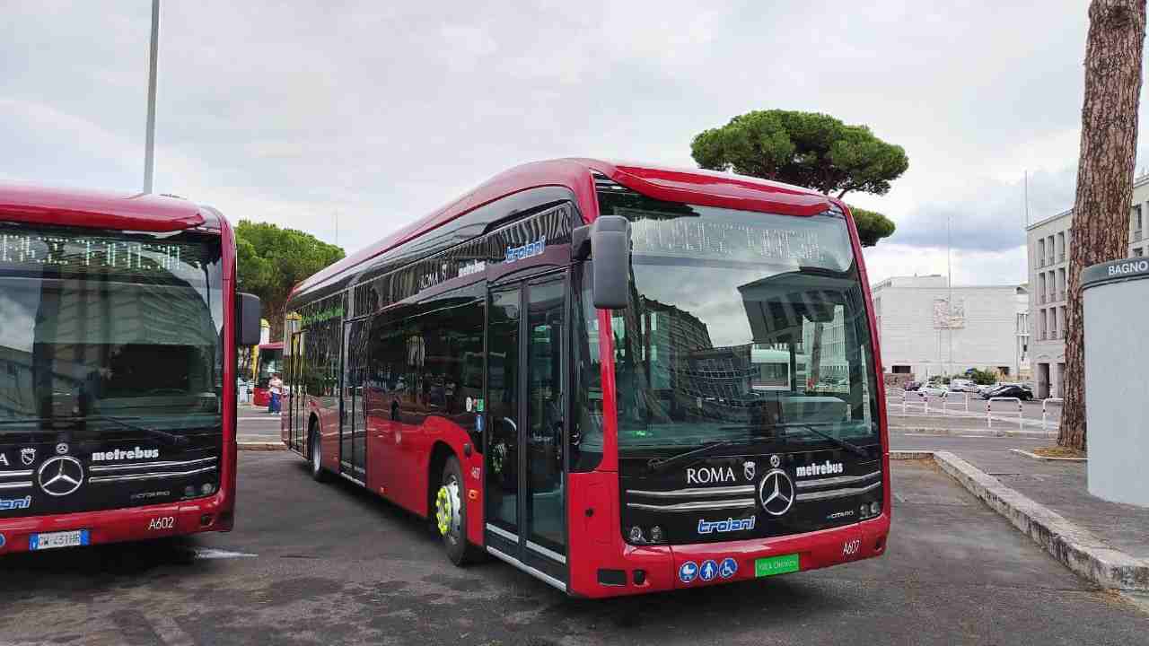 Roma accelera sulla mobilità sostenibile: nuove linee bus e più ...